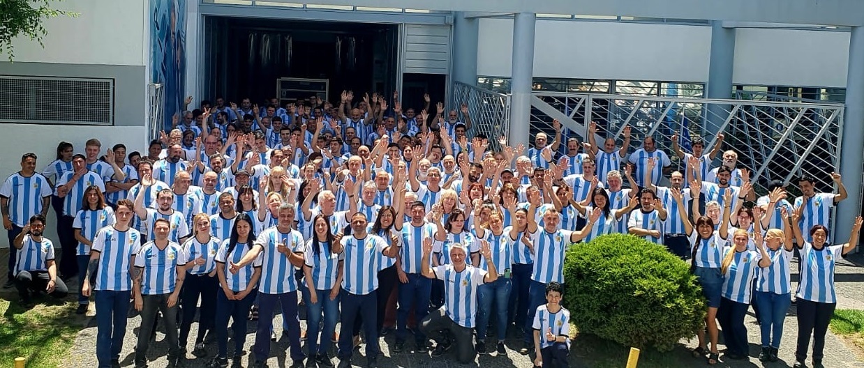 MICRO ingenio y pasión, unidos alentando a la selección - Micro Automación